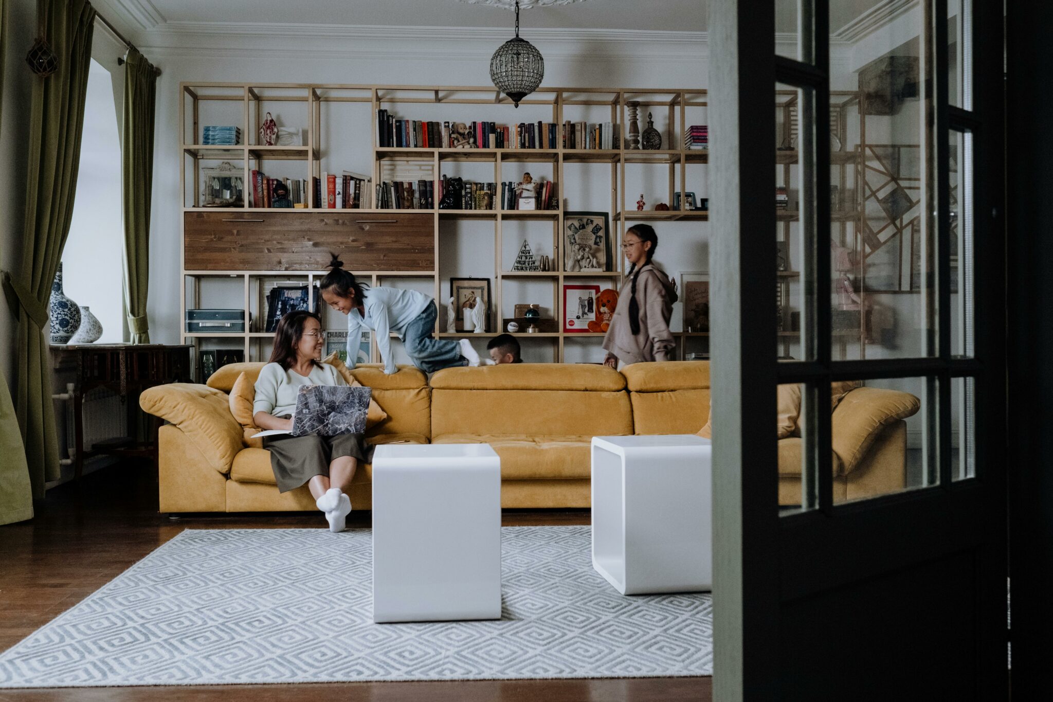 How To Promote Effective Communication within Families | Inna Circle